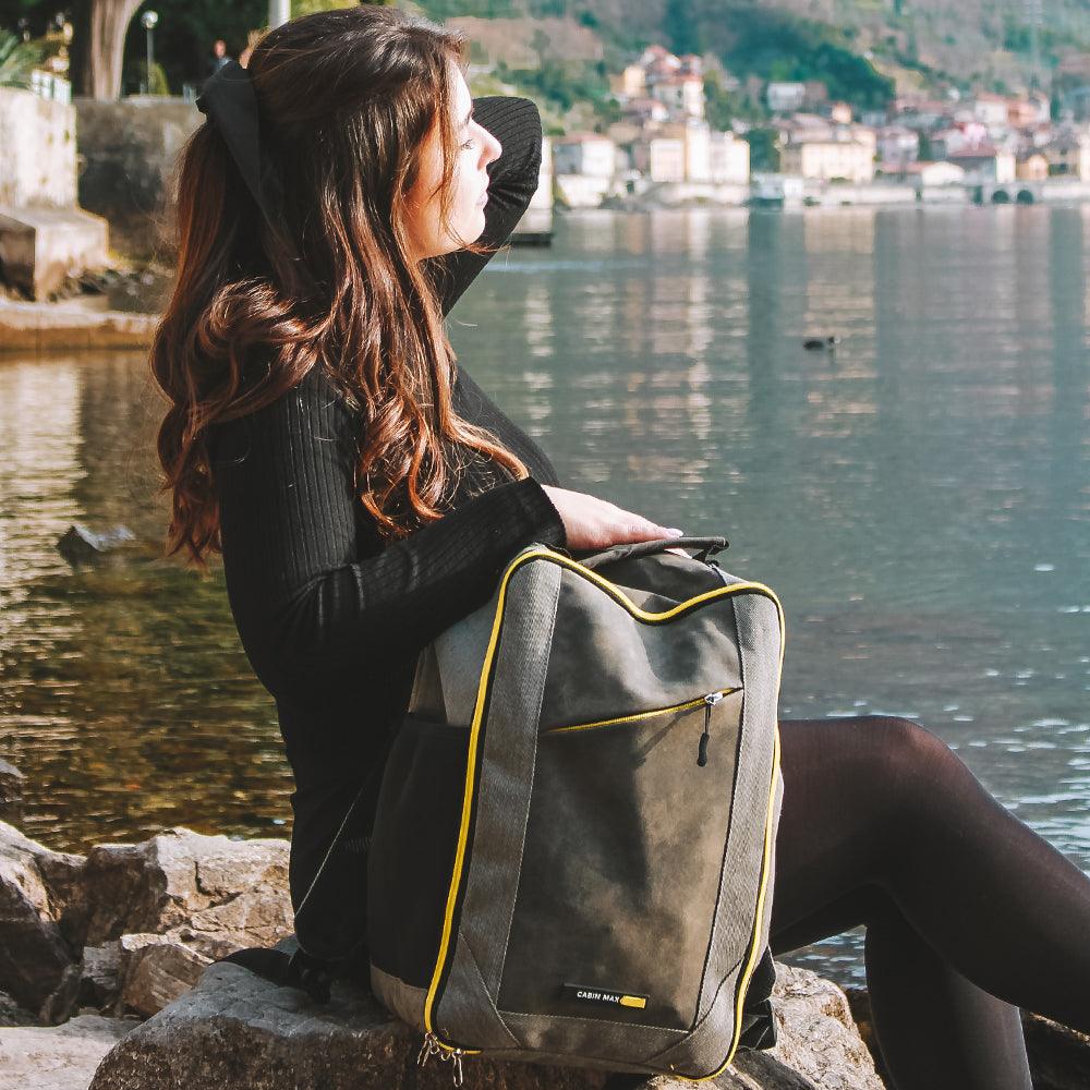 Manhattan 20L Backpack - 40x20x25cm – Cabin Max